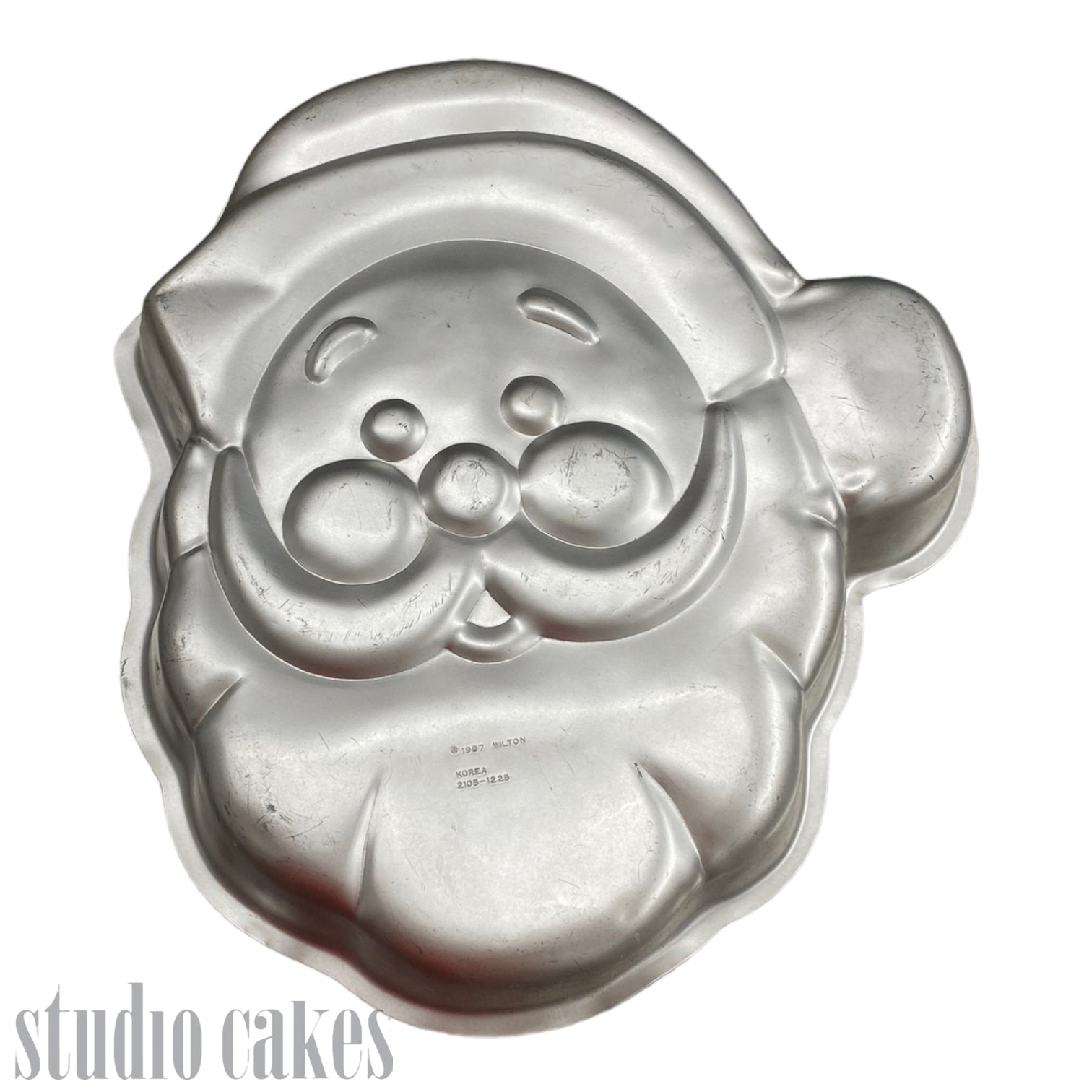 Cake Tin Hire - Santa – Studio Cakes
